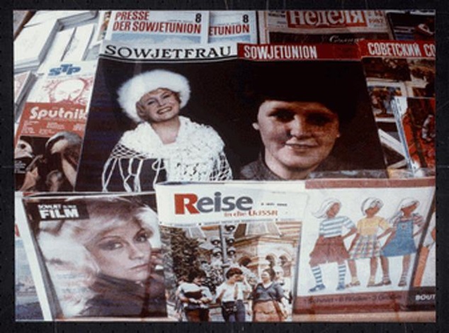 Zeitungskiosk, Ost-Berlin by Hans-Martin Sewcz on artnet