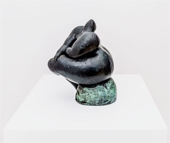 Auf einem Fels sitzender Frauenakt by Christian Peschke on artnet