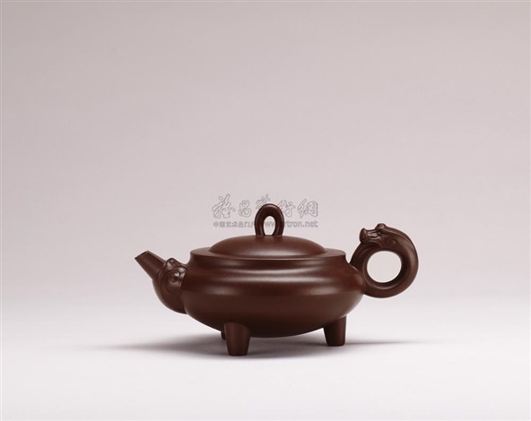Tripodal teapot decorated with auspicious animal motif by Zhou Guizhen ...