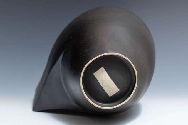 Vaas by Wouter Dam on artnet