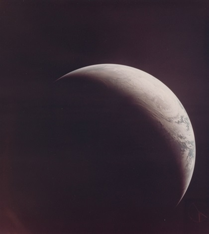Apollo 4, The first color photograph of the whole Planet Earth ...