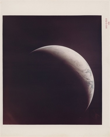 Apollo 4, The first color photograph of the whole Planet Earth ...