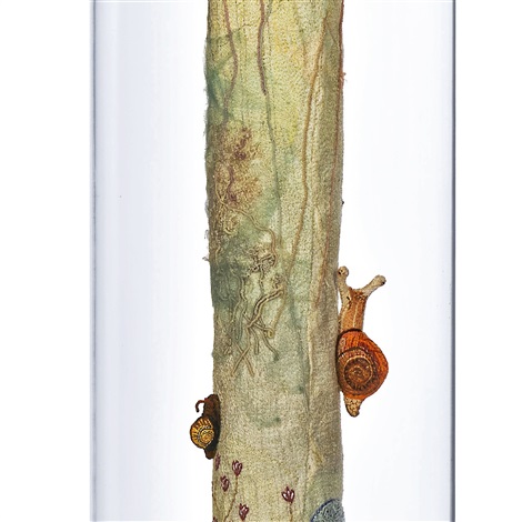 La course des escargots by Renate Rabus on artnet