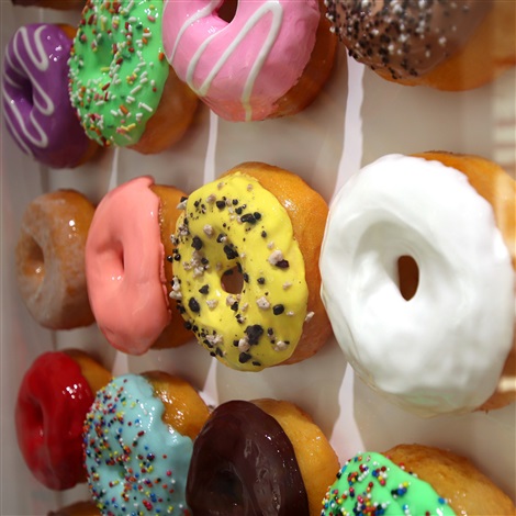 Pop Donuts by Nelson De La Nuez on artnet