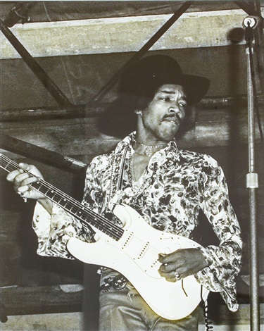 Jimi Hendrix by Michael Putland on artnet