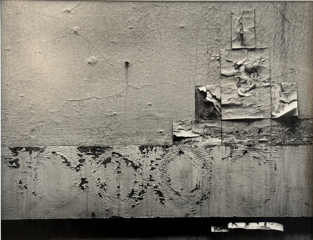Chicago 29 by Aaron Siskind on artnet