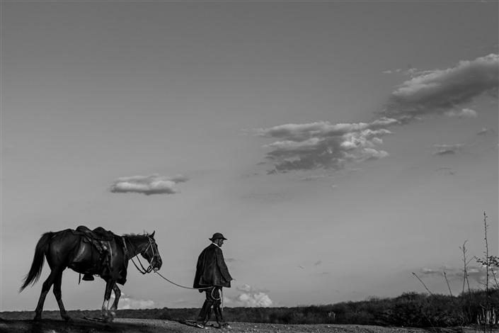 Lonely Comboy by Tom Tramis on artnet
