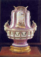 artnet.com Magazine Reviews - Garrett's Attic